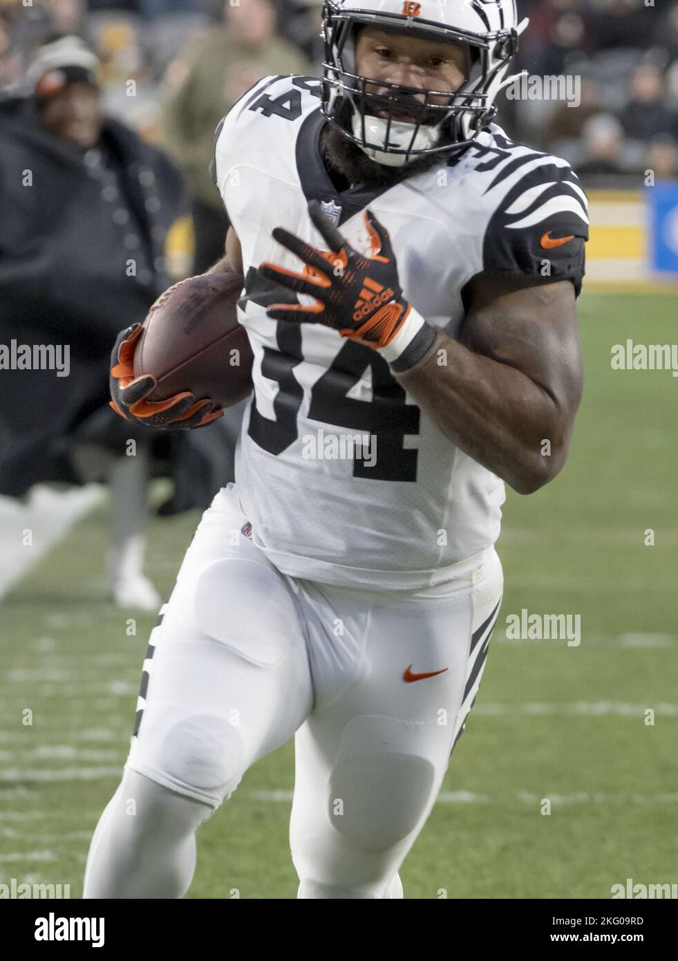 Pittsburgh, United States. 20th Nov, 2022. Cincinnati Bengals running ...