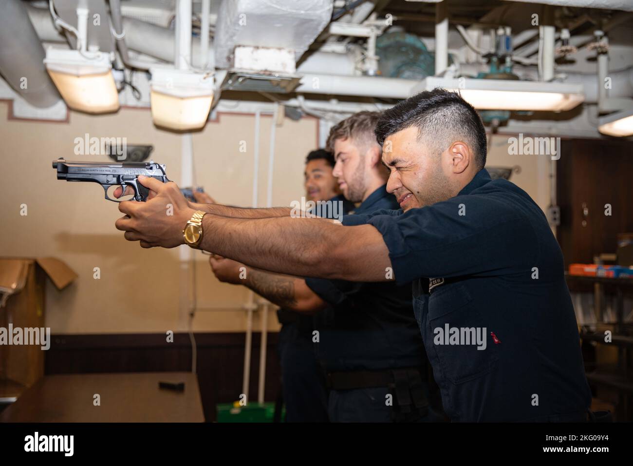 221018-N-LK647-1158 ATLANTIC OCEAN—Operations Specialist 3rd Class Cole ...