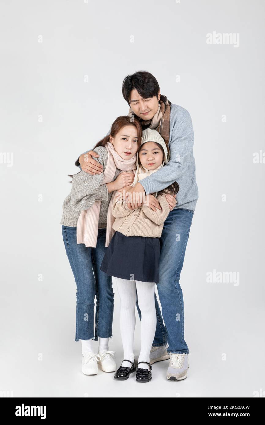 Child shivering winter hi-res stock photography and images - Alamy