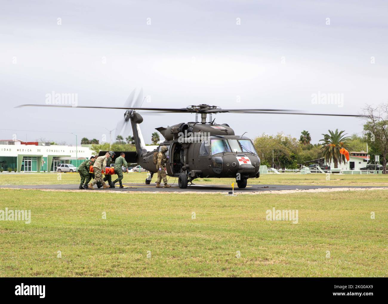 221018-N-PC620-0050 REYNOSA, Mexico (Oct. 18, 2022) U.S. Soldiers ...