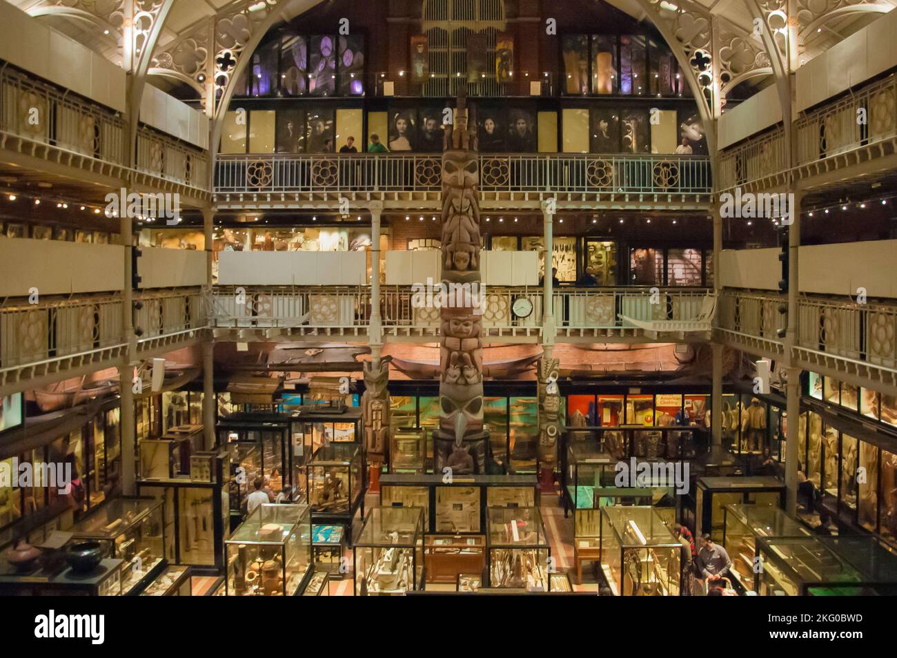 Pitt Rivers displays the archaeological and anthropological collections ...