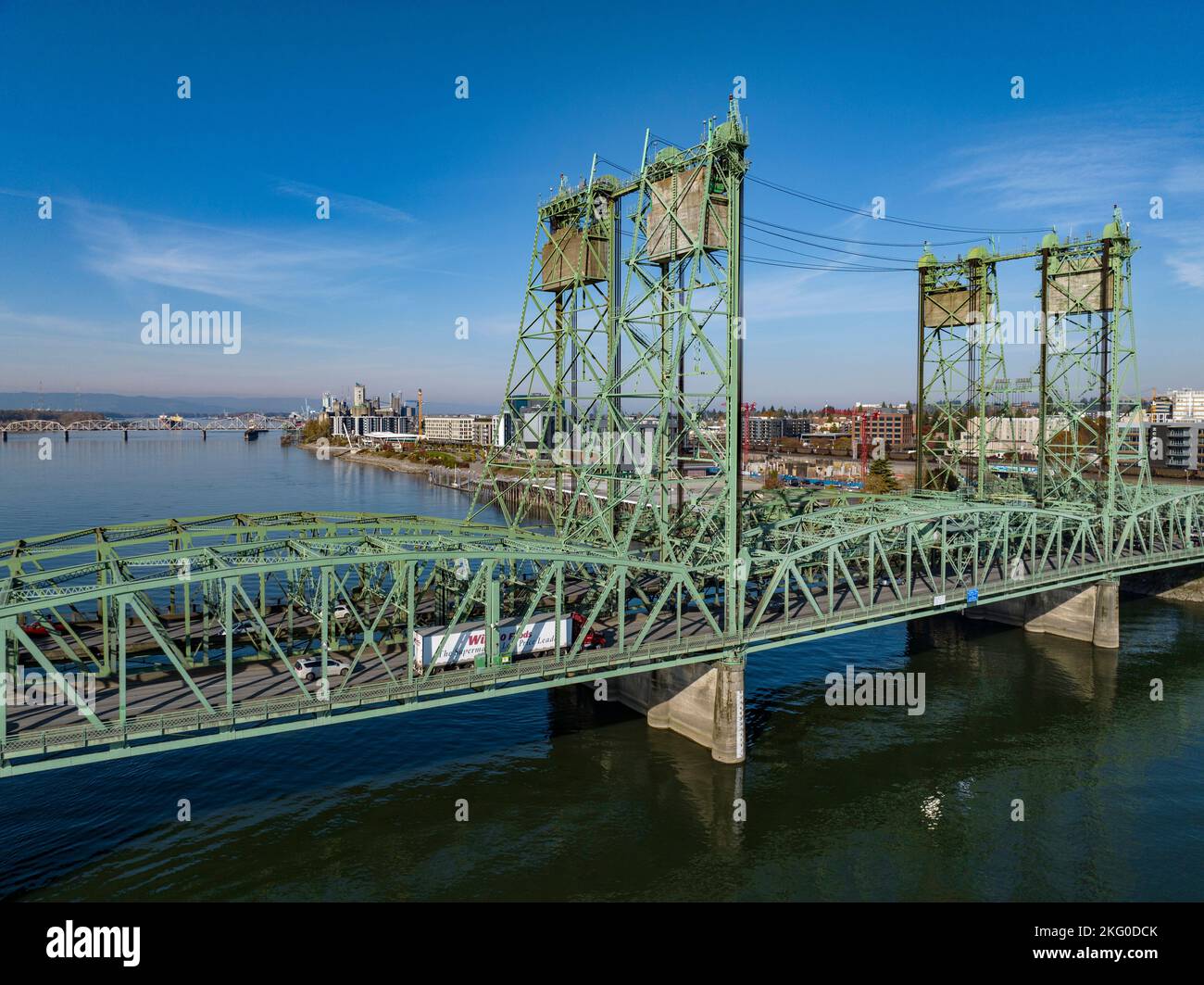 Portland vancouver interstate bridge hi-res stock photography and ...