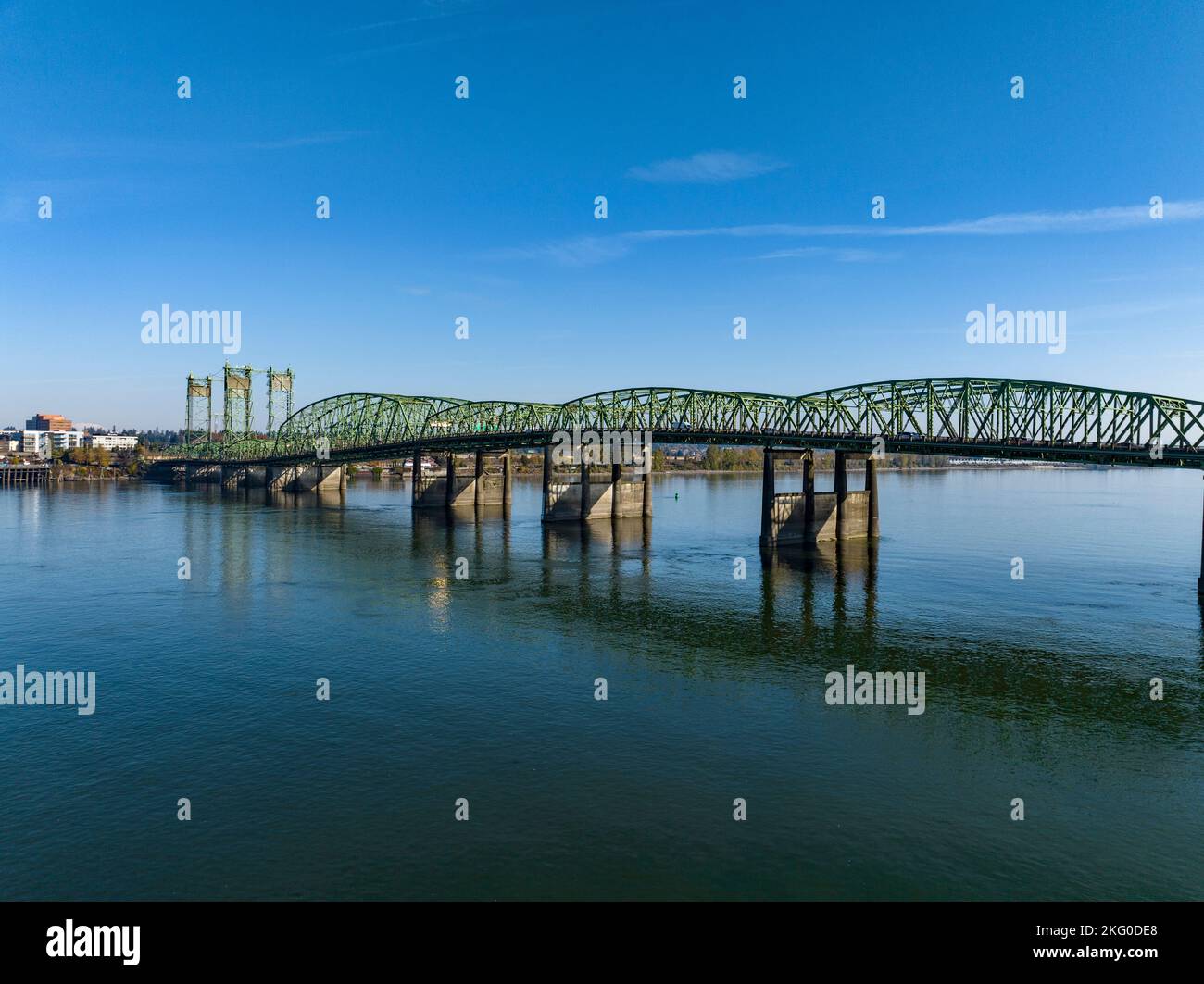 I-5 Bridge over the Columbia River connecting Portland, Oregon with ...
