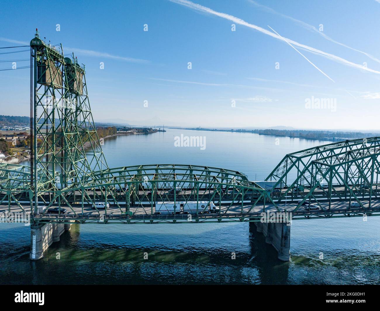 Portland vancouver interstate bridge hi-res stock photography and ...