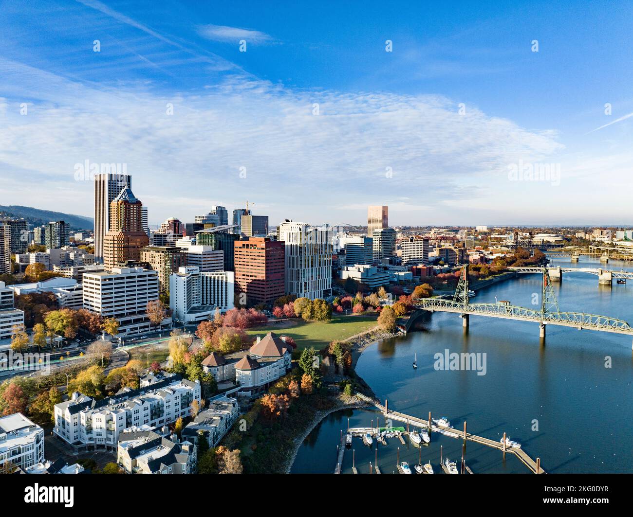 Portland oregon downtown hi-res stock photography and images - Alamy
