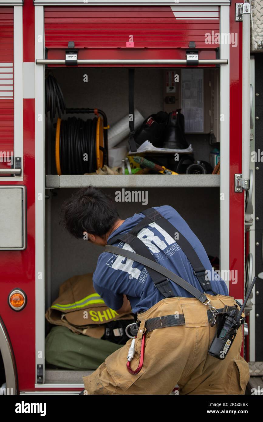Put away your equipment hi-res stock photography and images - Alamy