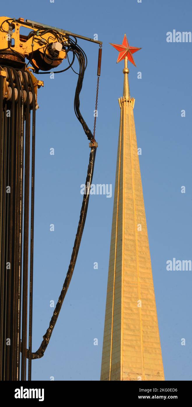 PRODUCTION - 18 November 2022, Saxony, Leipzig: At the Alte Messe, the ...
