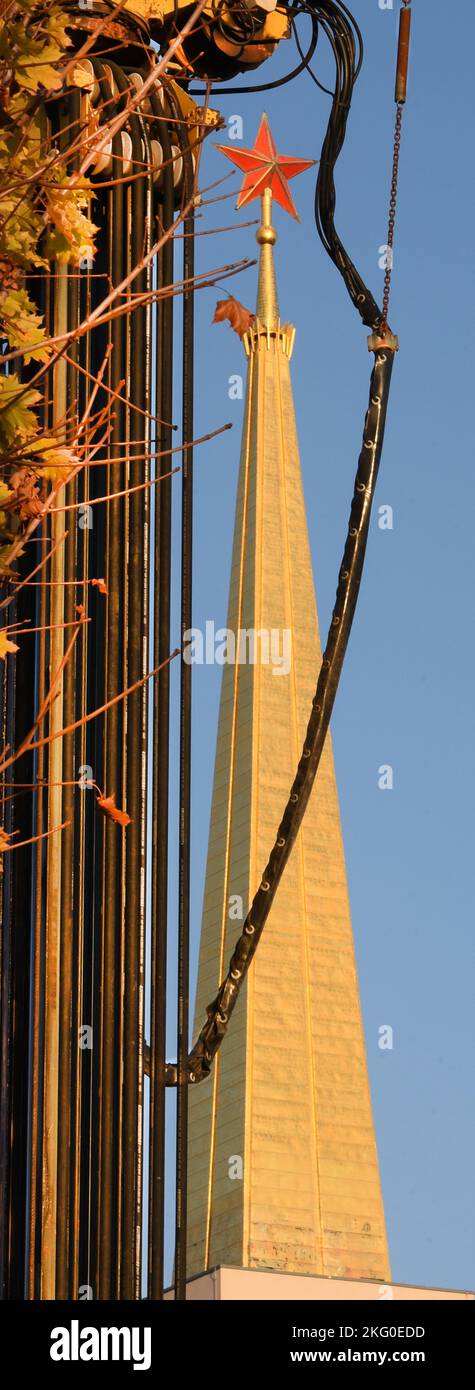 PRODUCTION - 18 November 2022, Saxony, Leipzig: At the Alte Messe, the ...