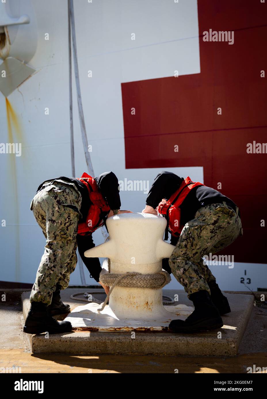 Norfolk, Va. (October 13, 2022) - Sailors assigned to USS New York (LPD ...
