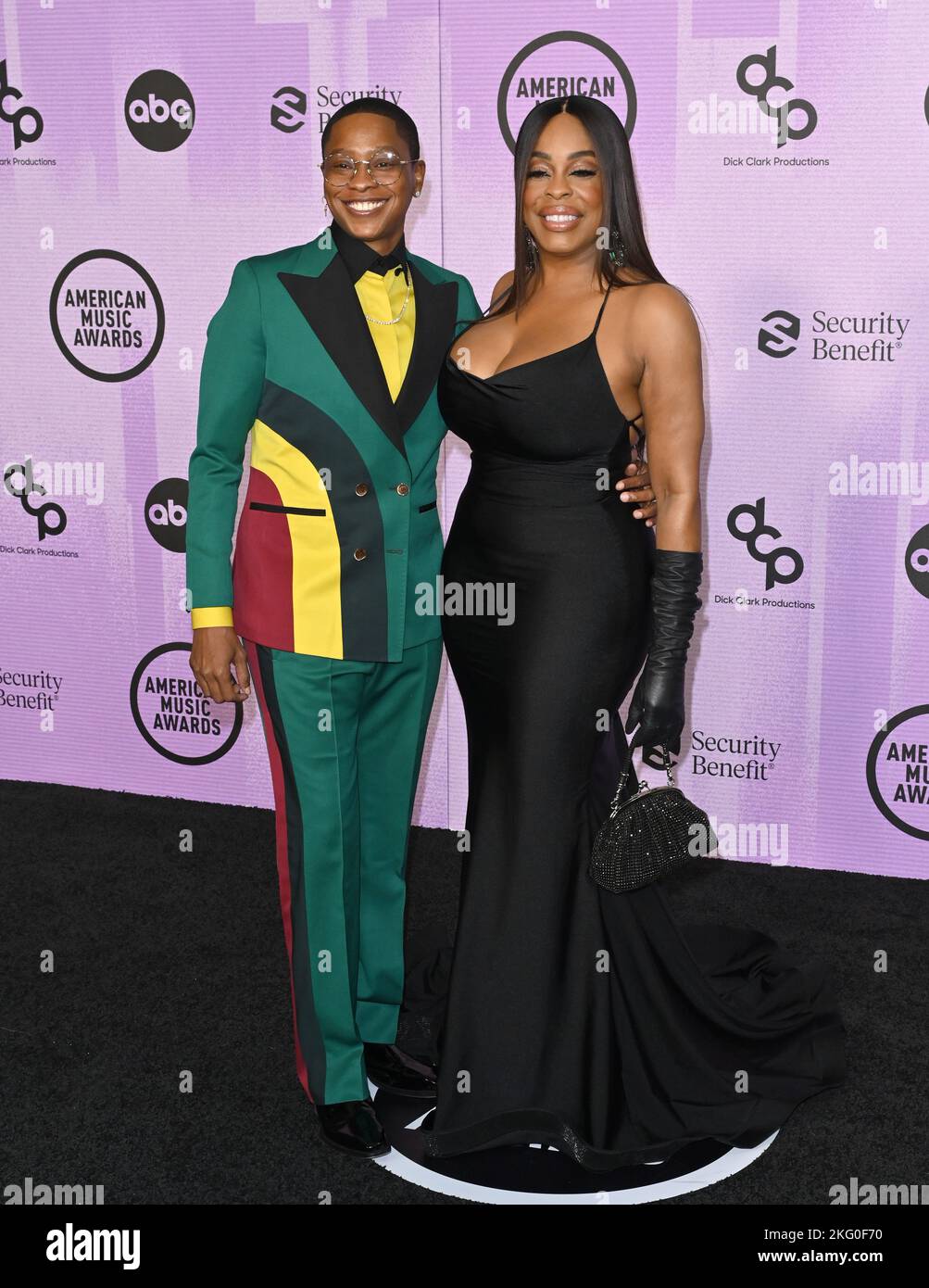 Los Angeles, USA. 20th Nov, 2022. Jessica Betts & Niecy Nash-Betts at ...