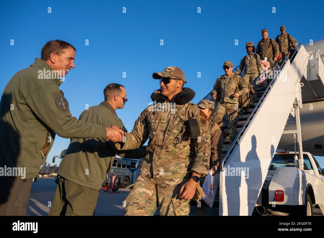 Airmen assigned to the 4th Fighter Wing return from a deployment at ...