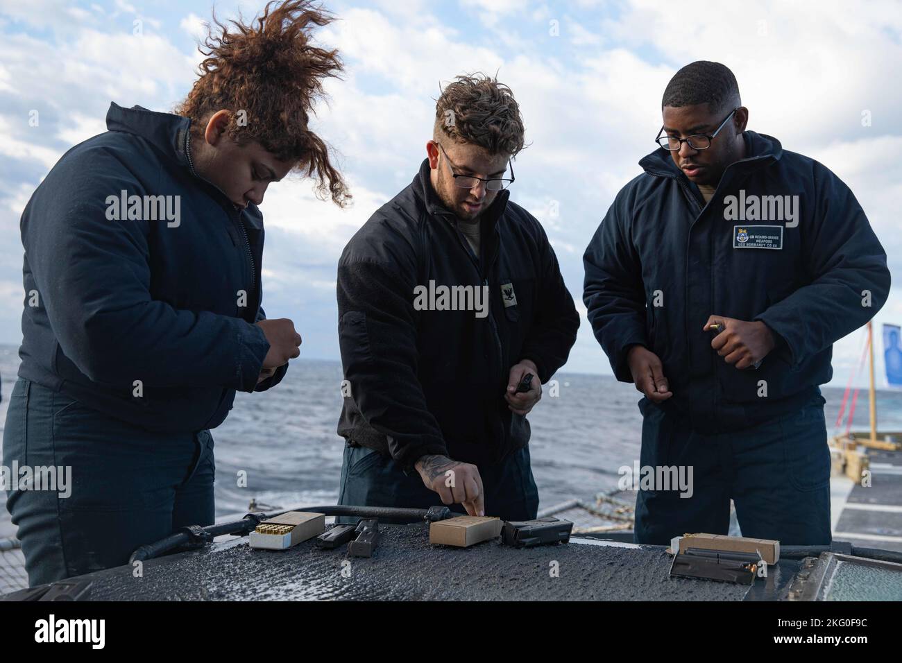 221019-N-LK647-1092 ATLANTIC OCEAN—Operations Specialist Seaman Recruit ...