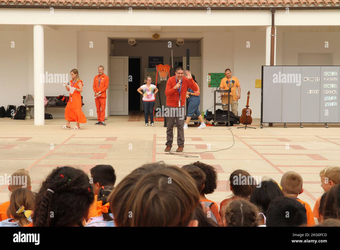 Rota elementary school hi-res stock photography and images - Alamy