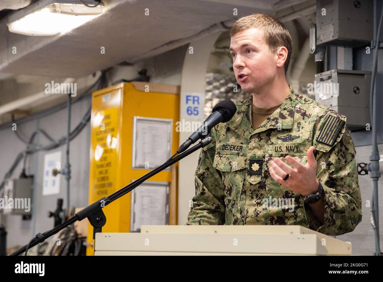 221020-N-CM110-1027 EAST CHINA SEA (Oct. 20, 2022) – Lt. Cmdr. Jason ...