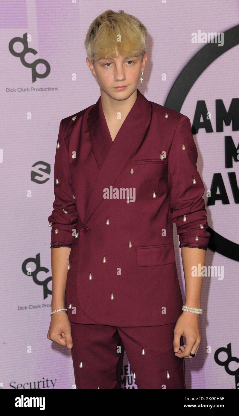 Los Angeles, CA. 20th Nov, 2022. Stefan Benz at arrivals for 2022 ...