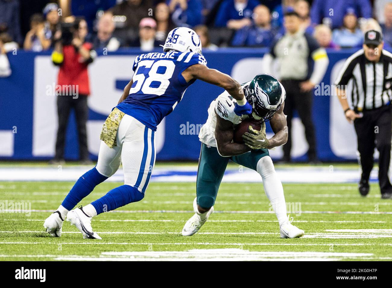 November 20, 2022: Indianapolis Colts linebacker Bobby Okereke (58) tackles Philadelphia Eagles ...