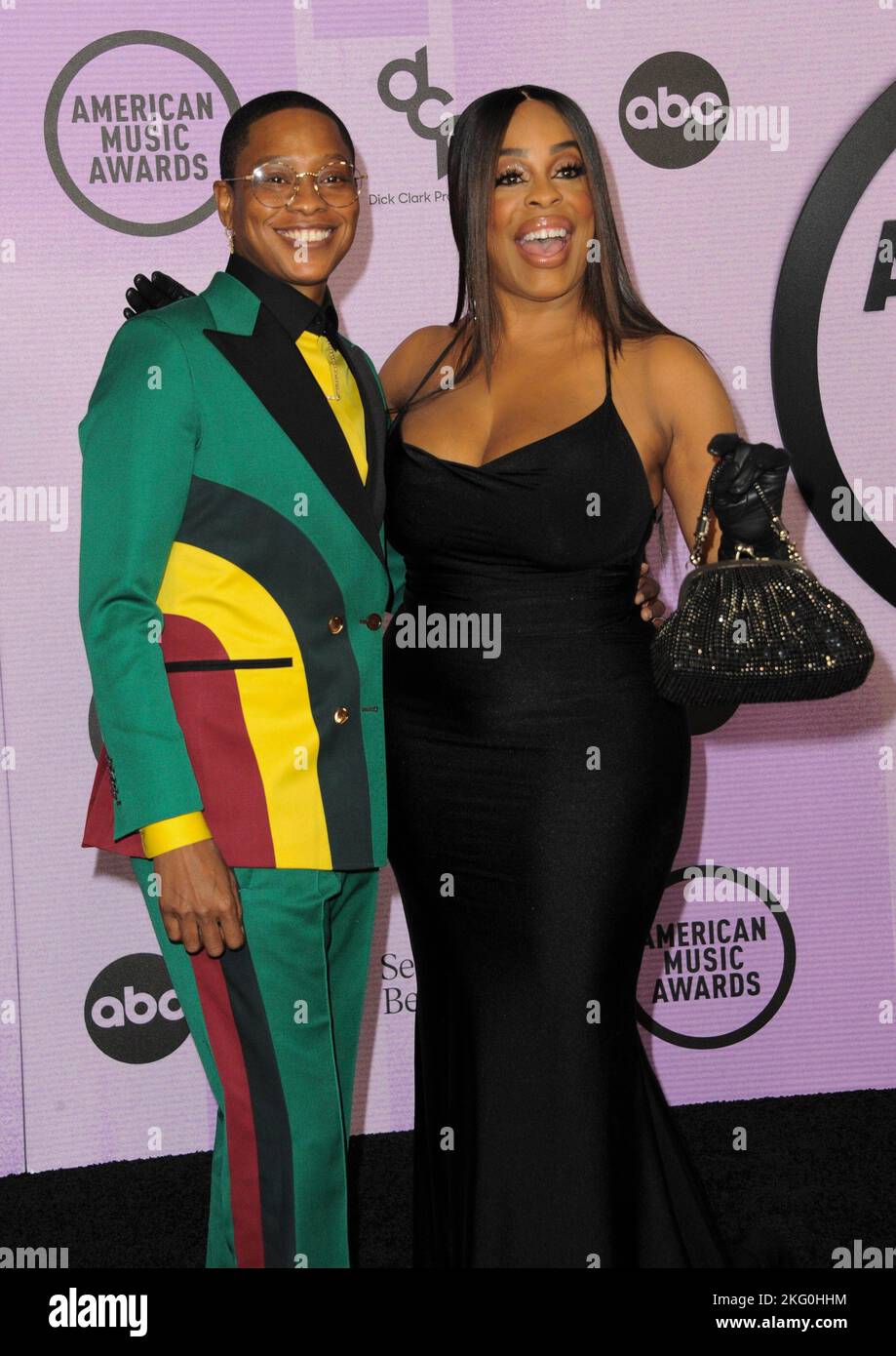 Los Angeles, CA. 20th Nov, 2022. Jessica Betts, Niecy Nash-Betts at ...