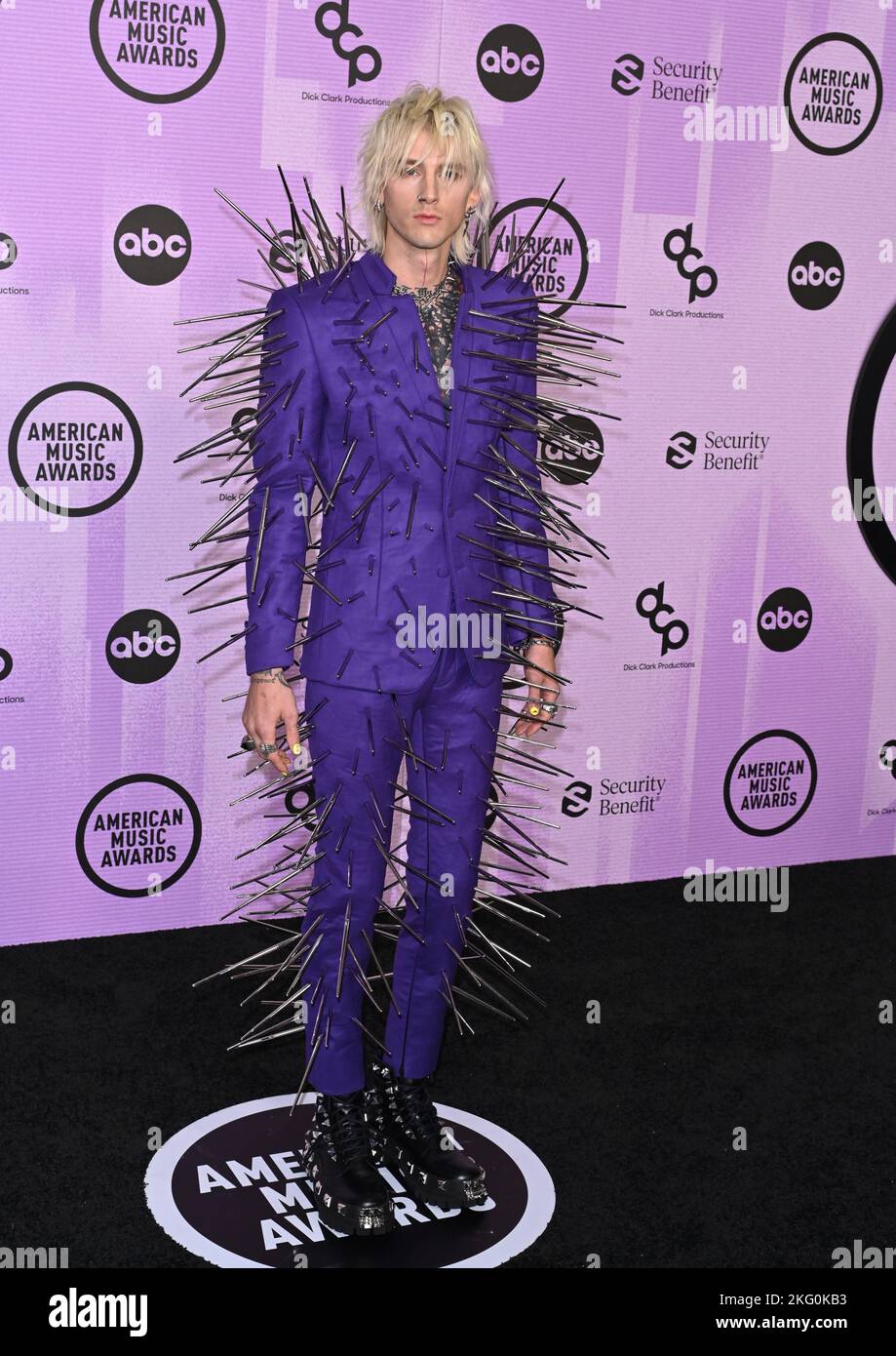 Los Angeles, USA. 20th Nov, 2022. Machine Gun Kelly at the 2022 ...