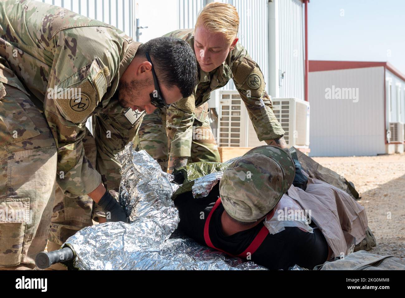 Soliders assigned to the 1-182nd Infantry Regiment transfer a training ...