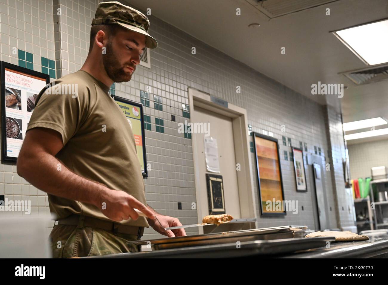 U.S. Air Force Staff Sgt. Ryan Poulin, 1st Special Operations Force ...