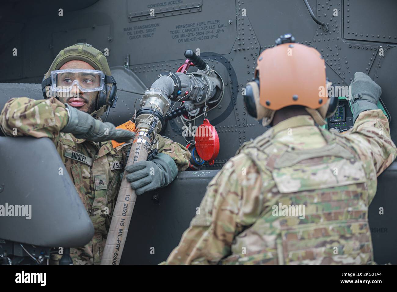 Soldiers assigned to 1-229 Attack Battalion, 16th Combat Aviation ...