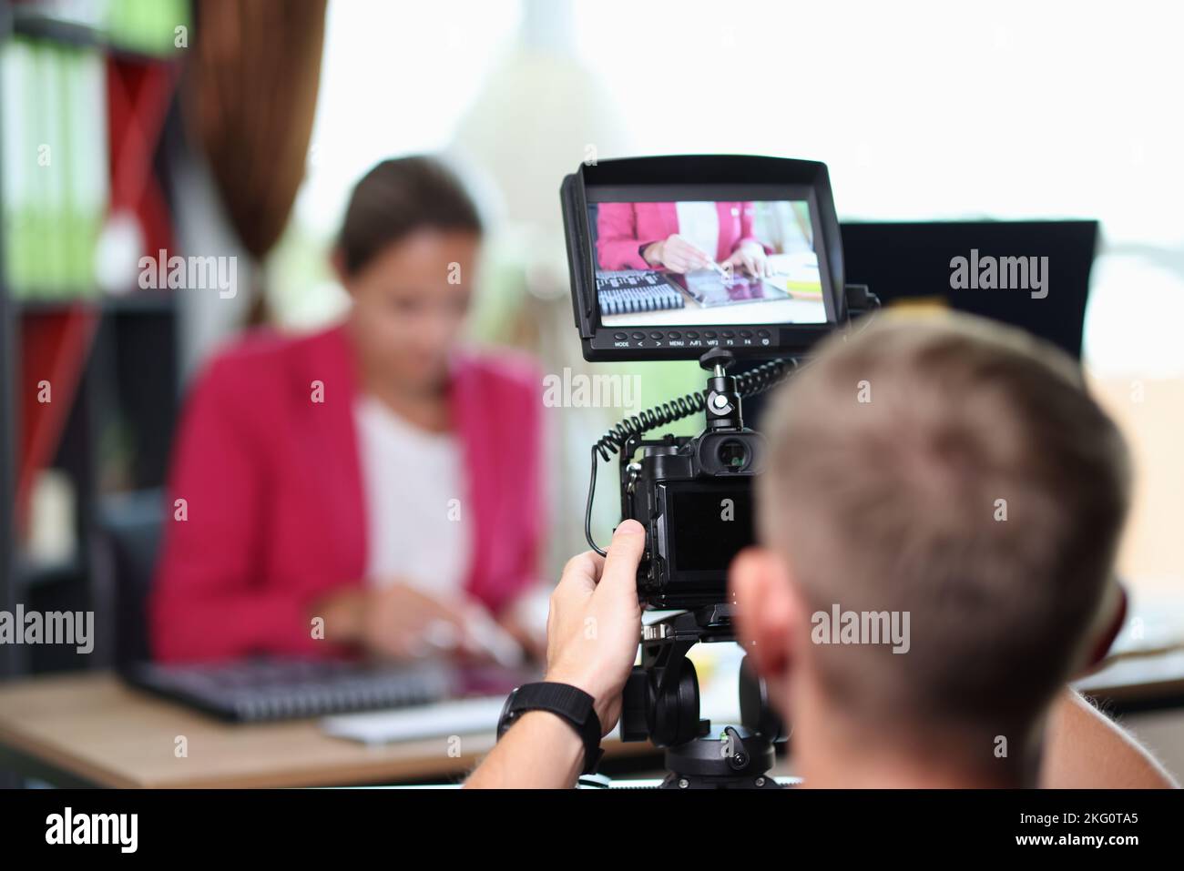 Back screen hi-res stock photography and images - Alamy