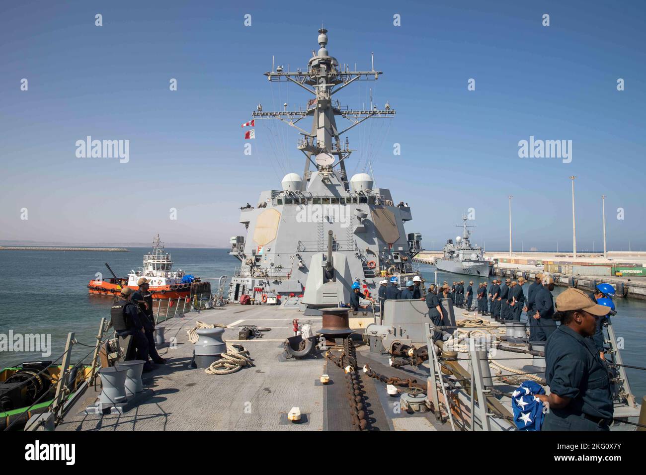 221021-N-EH998-1054 GULF OF OMAN (Oct. 21, 2022) Guided-missile ...