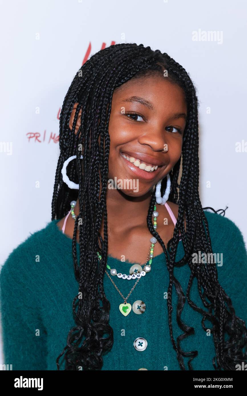 Los Angeles, California, USA. November 19th, 2022. Shelia Celine ...