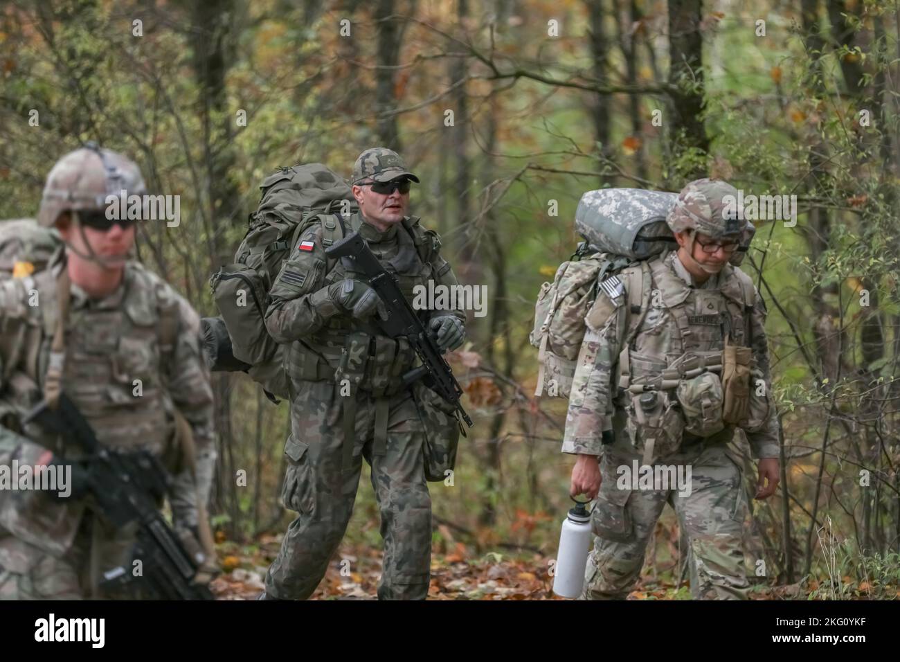 U.S. Soldiers assigned to Chaos Company, 3rd Battalion, 8th Cavalry ...