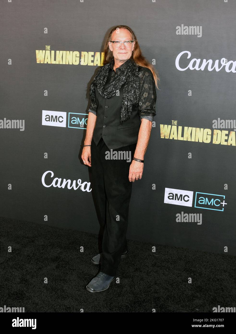 Sfx makeup designer hi-res stock photography and images - Alamy