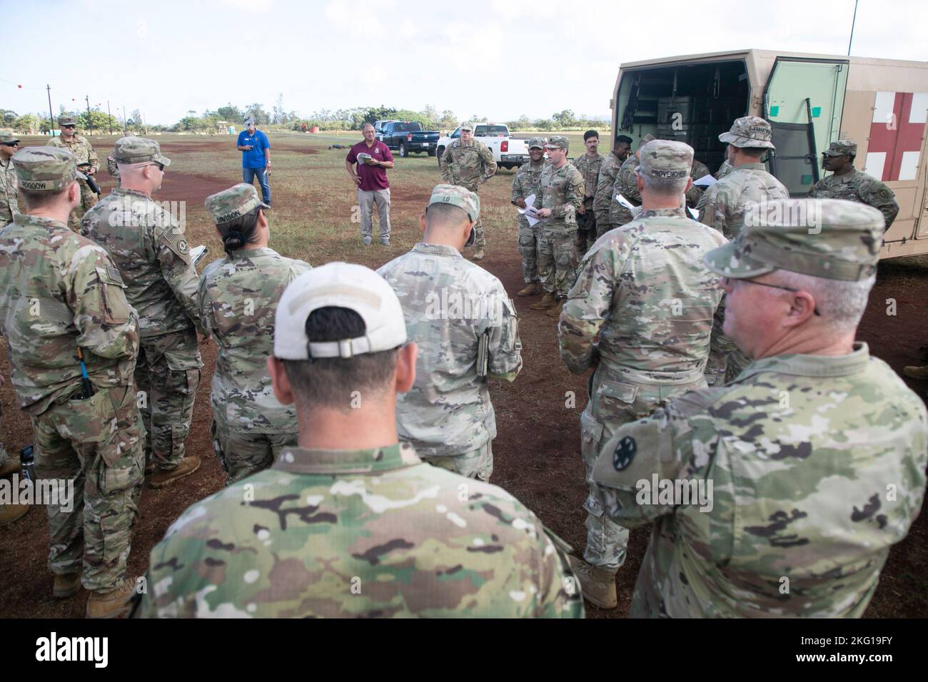 U.S. Army Soldiers from Operations Group (OPSGRP), National Training ...