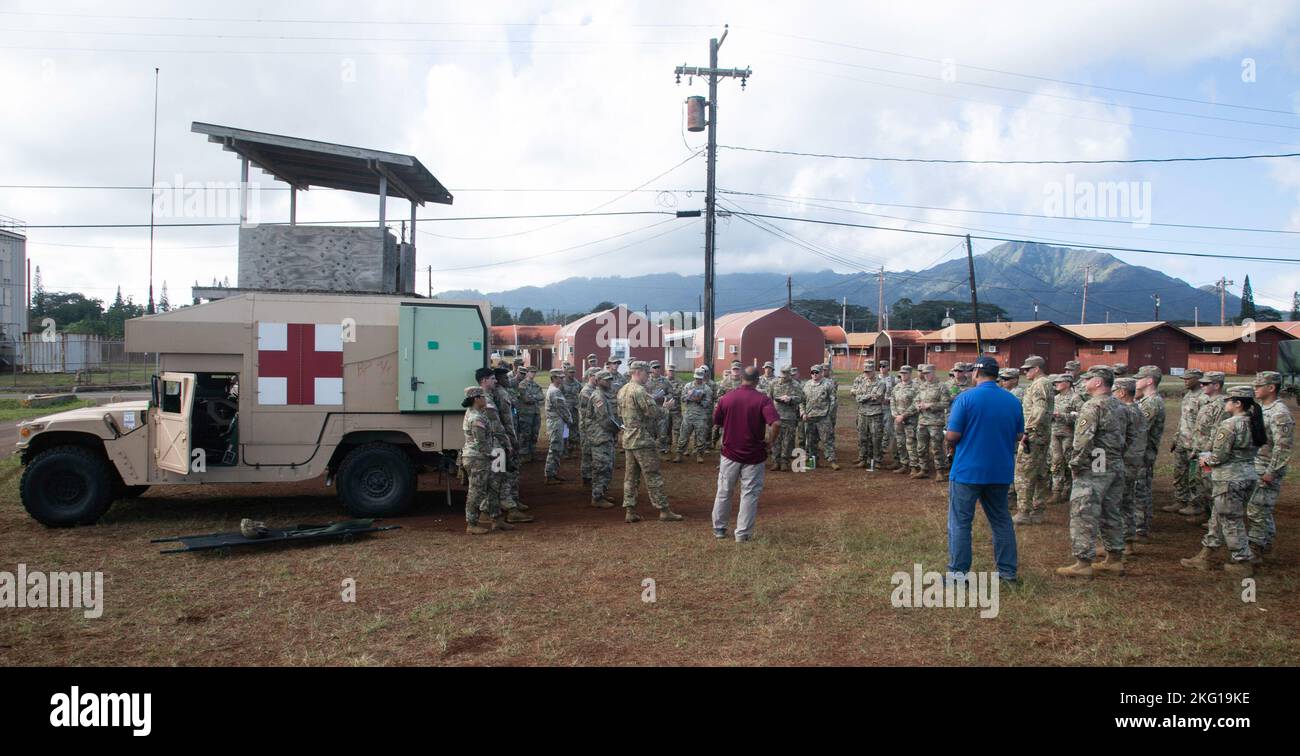 U.S. Army Soldiers from Operations Group (OPSGRP), National Training ...