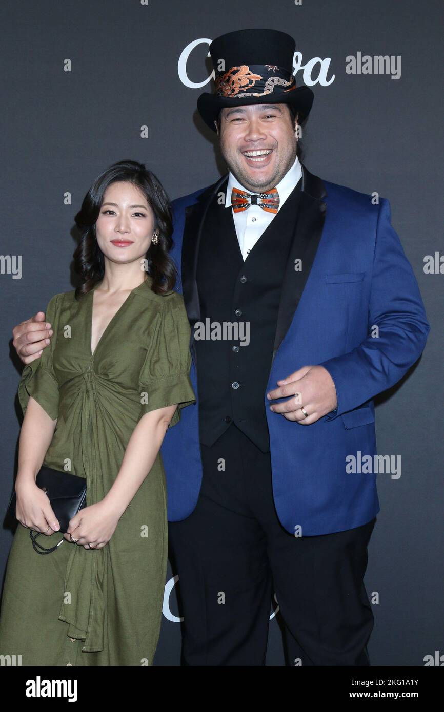 Los Angeles, CA. 20th Nov, 2022. Abin Shim, Cooper Andrews at arrivals ...