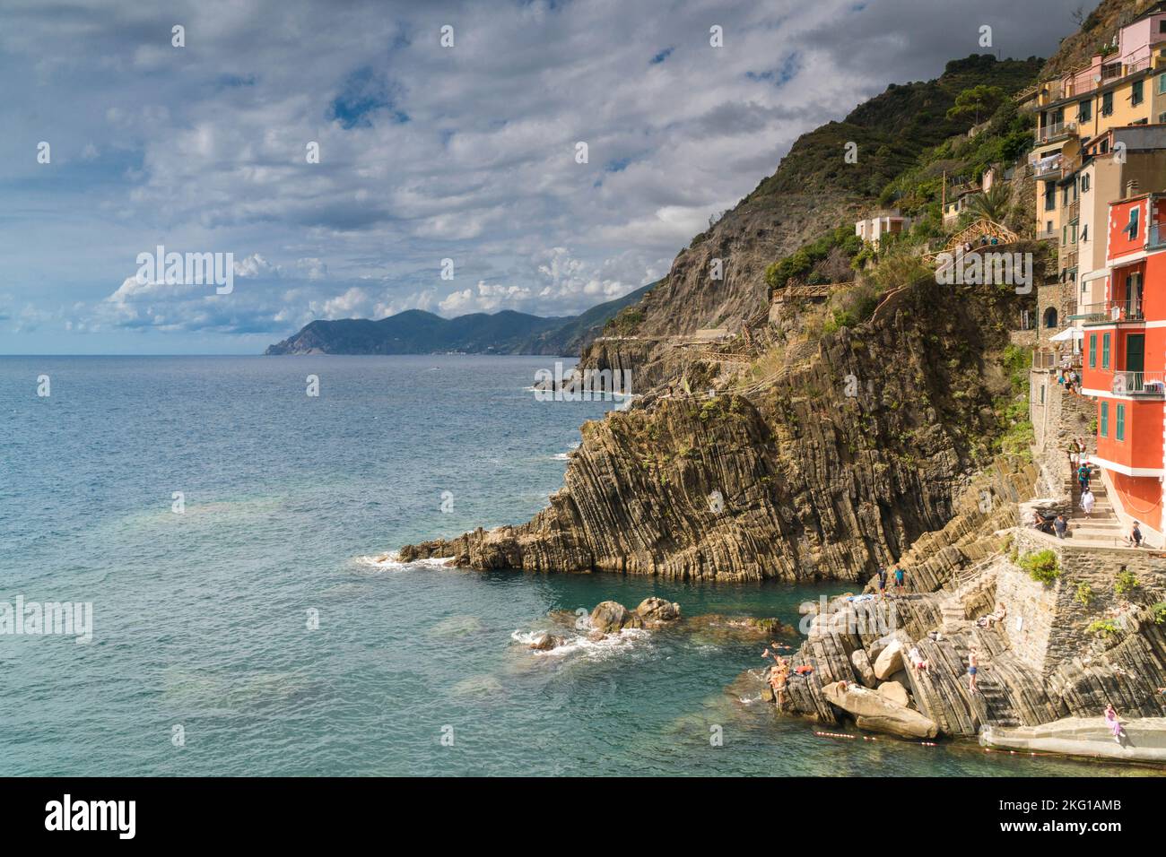 Strangely deformed rock formations caused by a continental plate ...