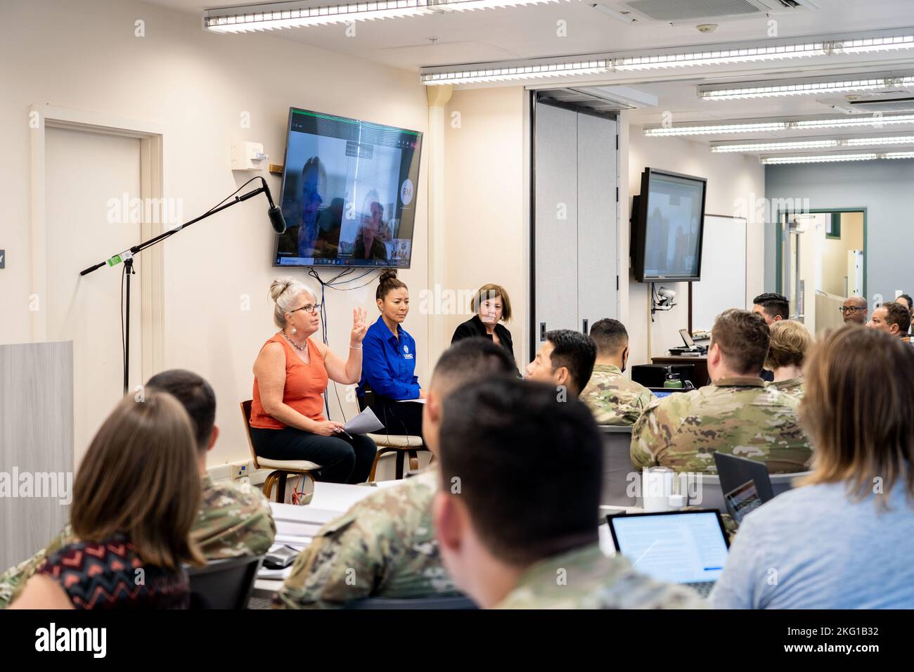 Military and civilian students attend the CFE-DM Humanitarian ...