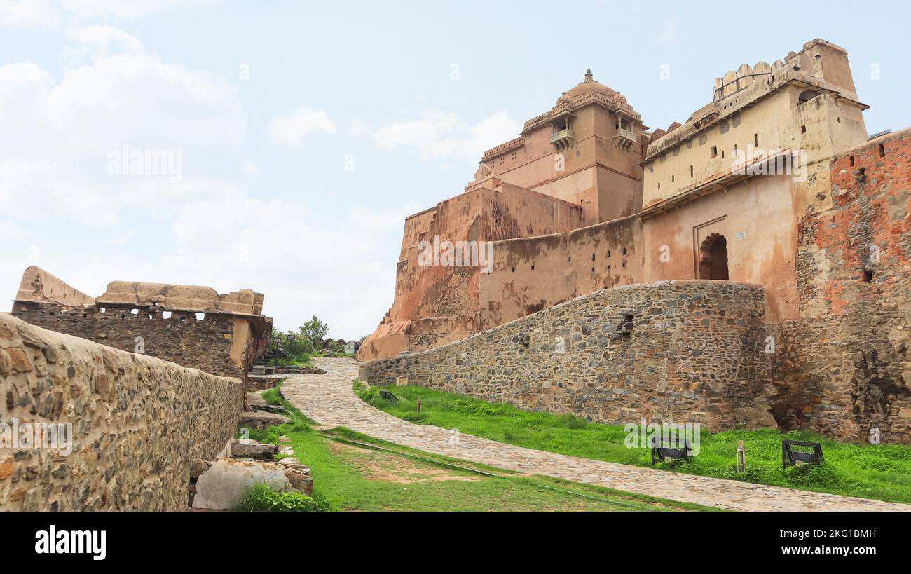 View of Badal Palace of Kumbhalgarh Fort, Rajasthan, India Stock Photo ...