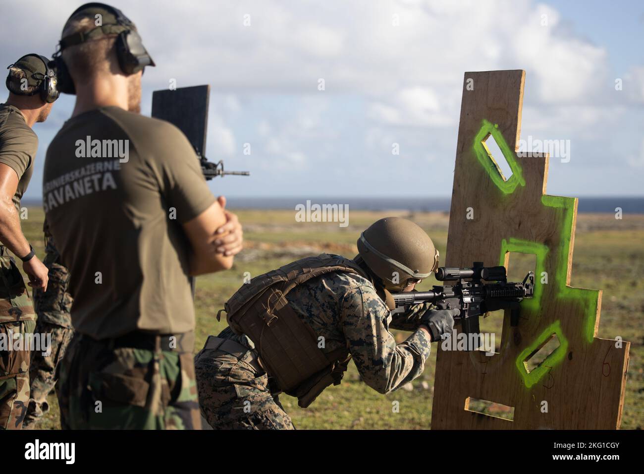 Dutch Marines with Marine Squadron Carib, Netherlands Marine Corps ...