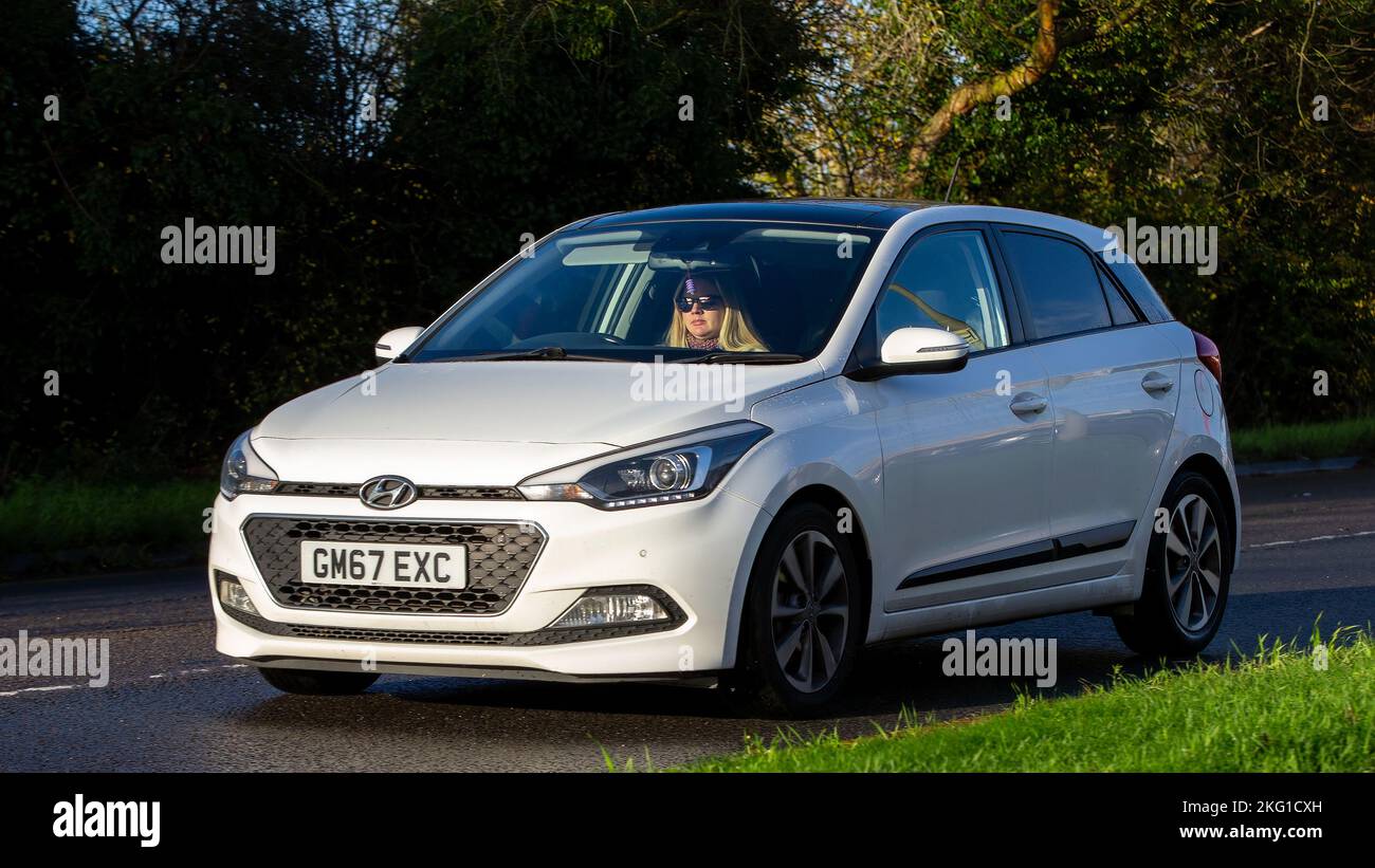 Hyundai I20 White Modified