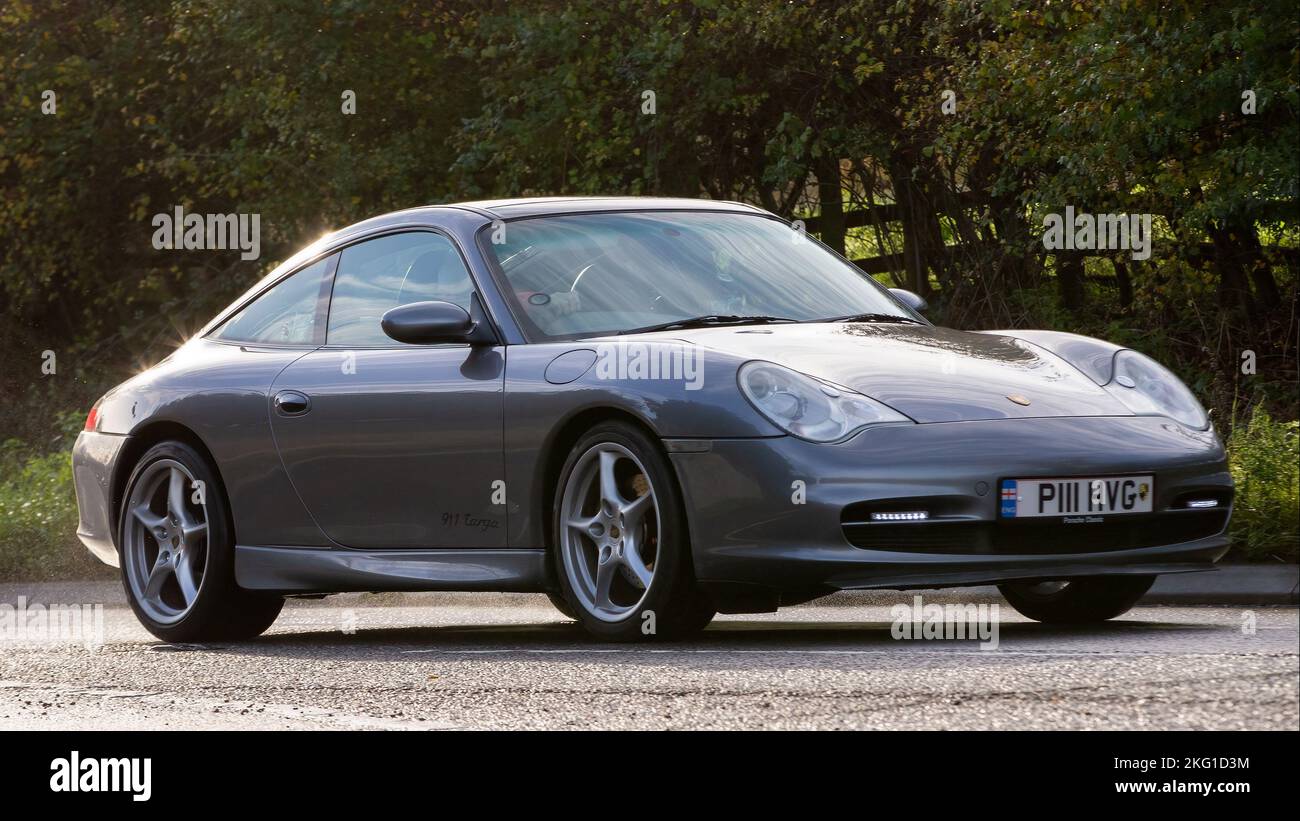 Grey 911 porsche hi-res stock photography and images - Alamy