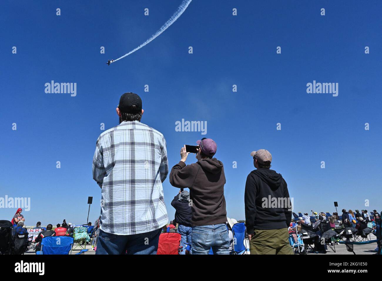 JACKSONVILLE, FL. (Oct. 22, 2022) The Blue Angels perform their amazing ...