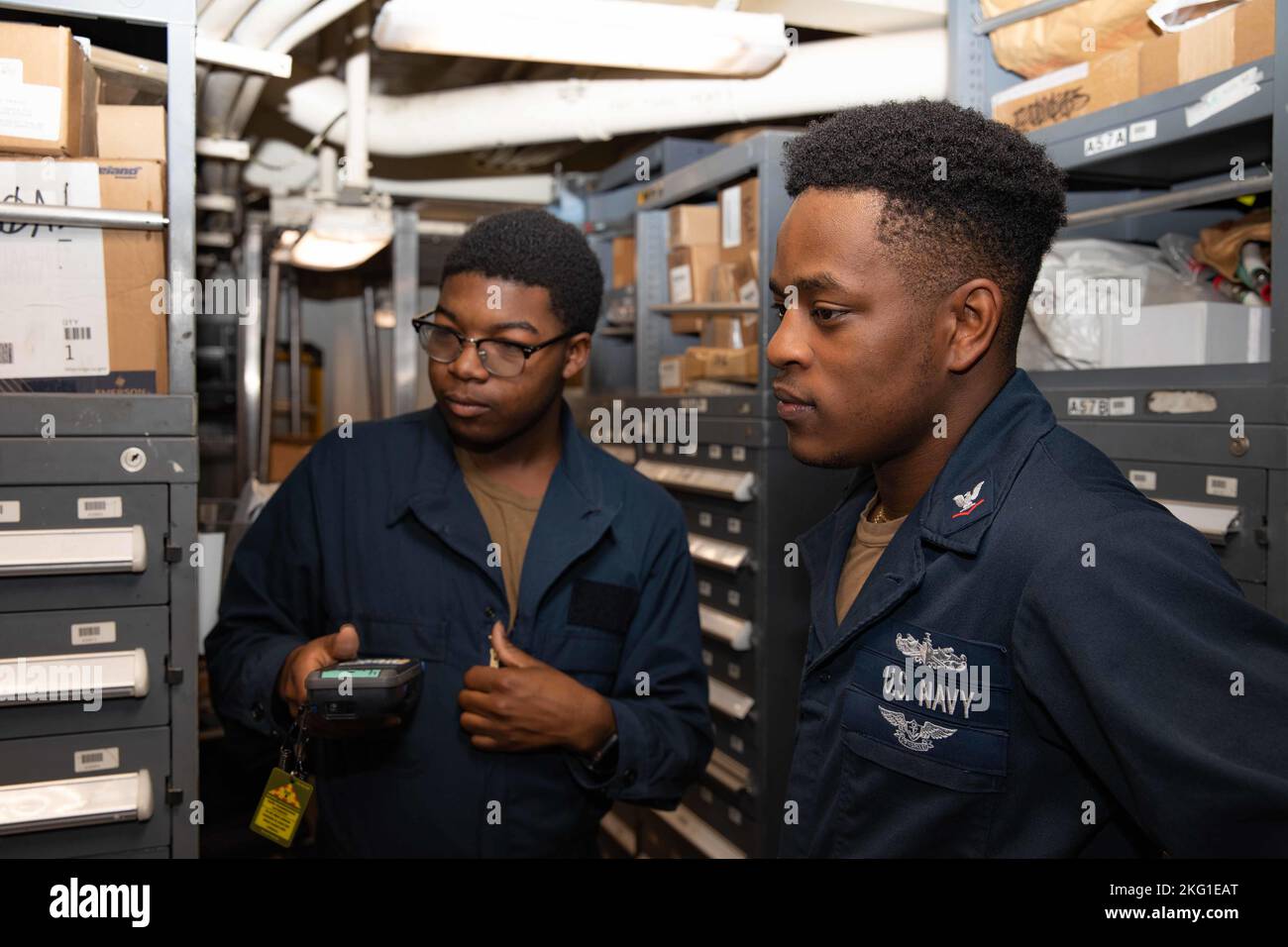 221022-N-LK647-1222 ATLANTIC OCEAN—Logistics Specialist 3rd Class ...