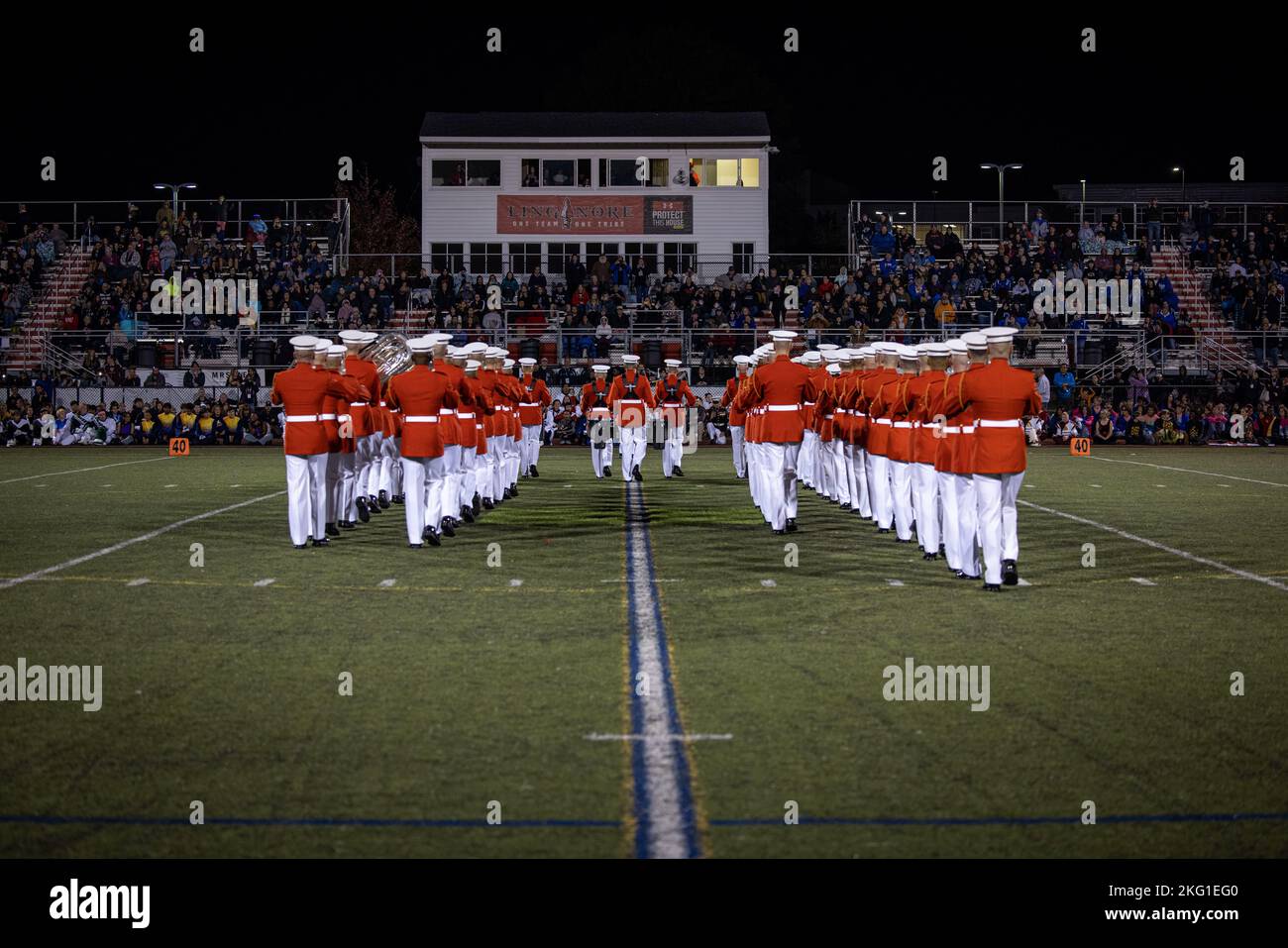 Marines with “The Commandant’s Own,” U.S. Marine Drum and Bugle Corps ...