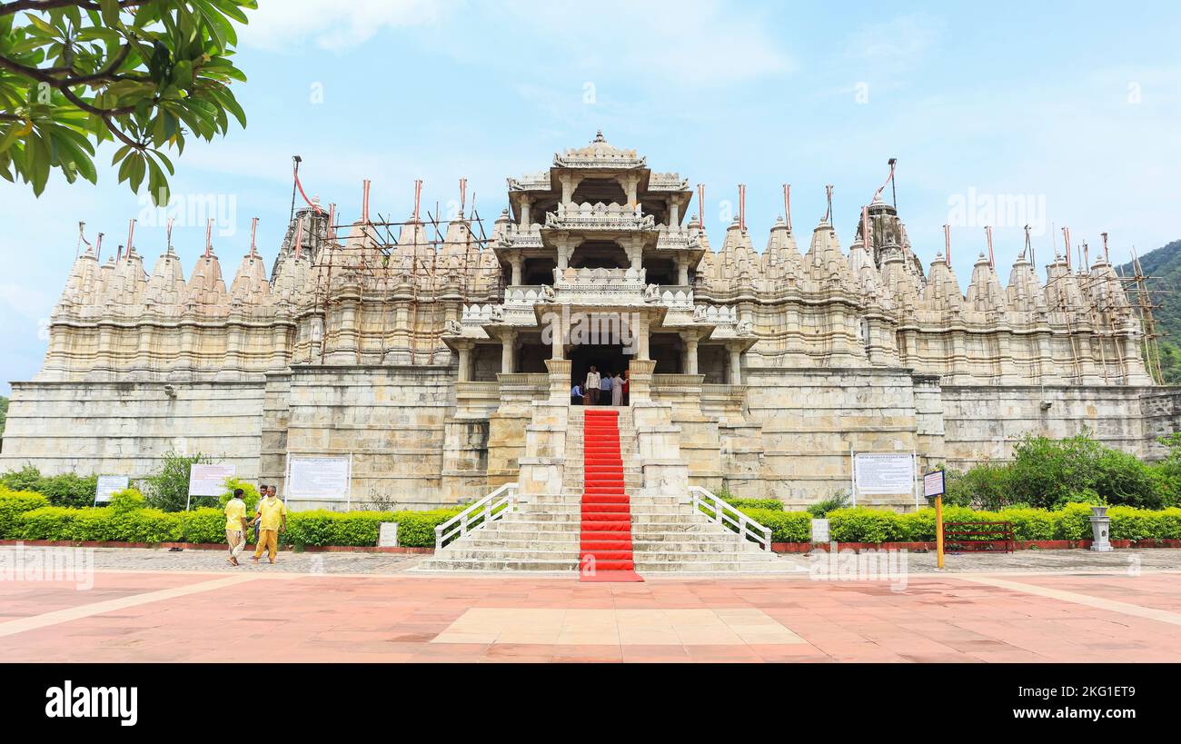 INDIA, RAJASTHAN, July 2022, Devotee at Chaturmukha Mandir, Ranakpur ...
