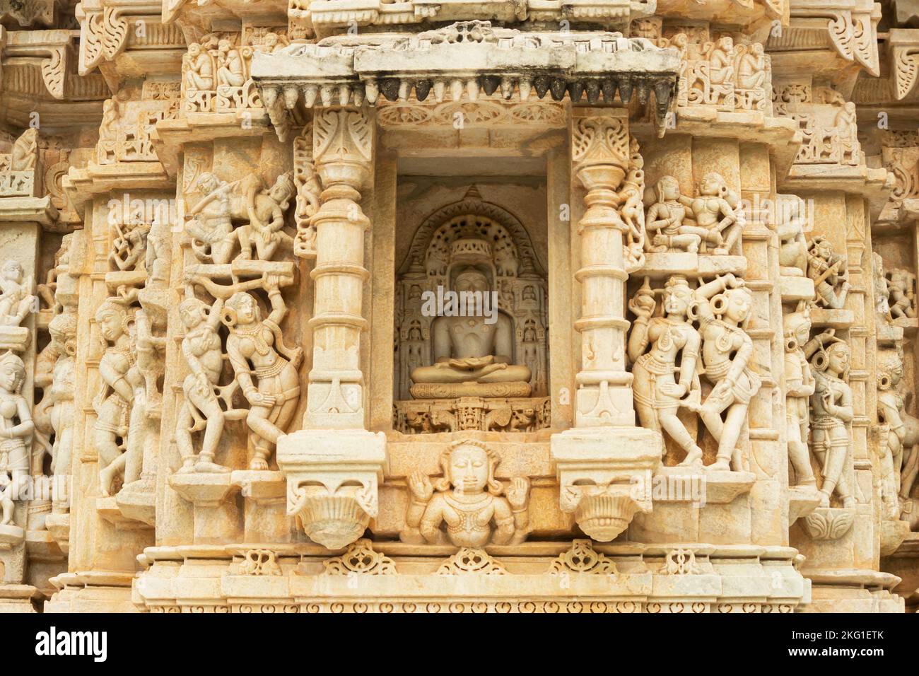 Sculpture of Lord Mahavir and Dancers on Chaturmukha Mandir, Ranakpur ...