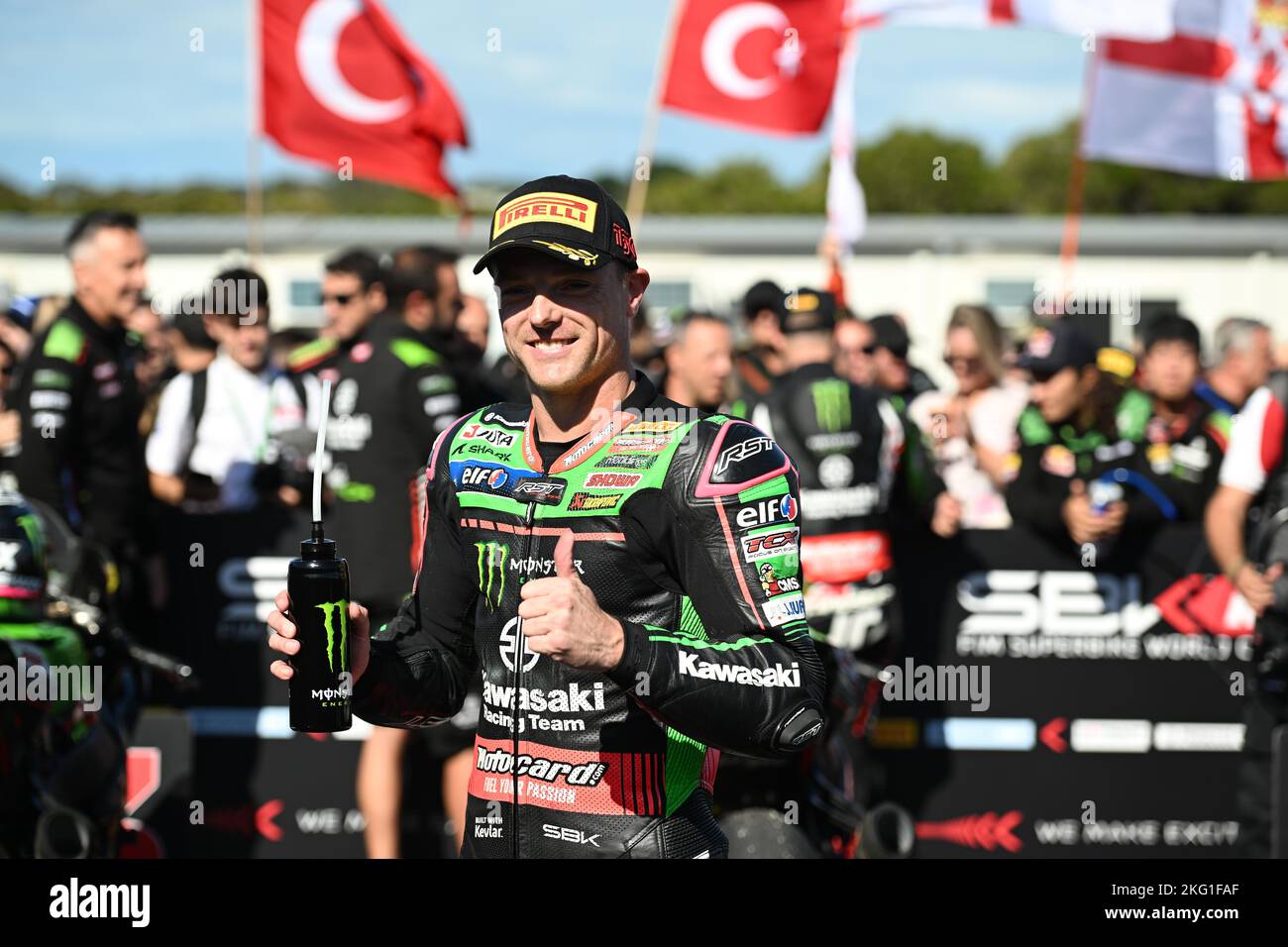 Melbourne, Australia. 19 November, 2022. Briton Alex Lowes (22 ...