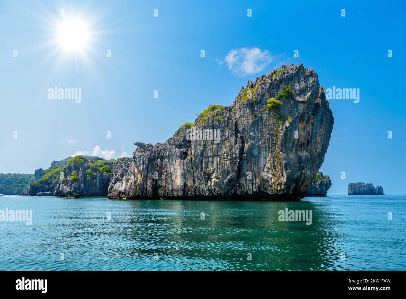 Mu Ko Ang Thong National Park, Gulf of Thailand, Siam, colorful rocky ...