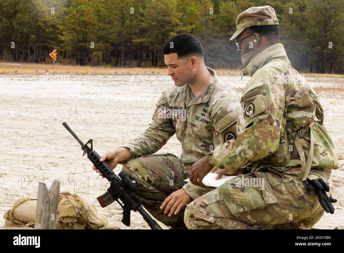 New Jersey Army National Guard Soldiers, with 1-114th Infantry Regiment ...