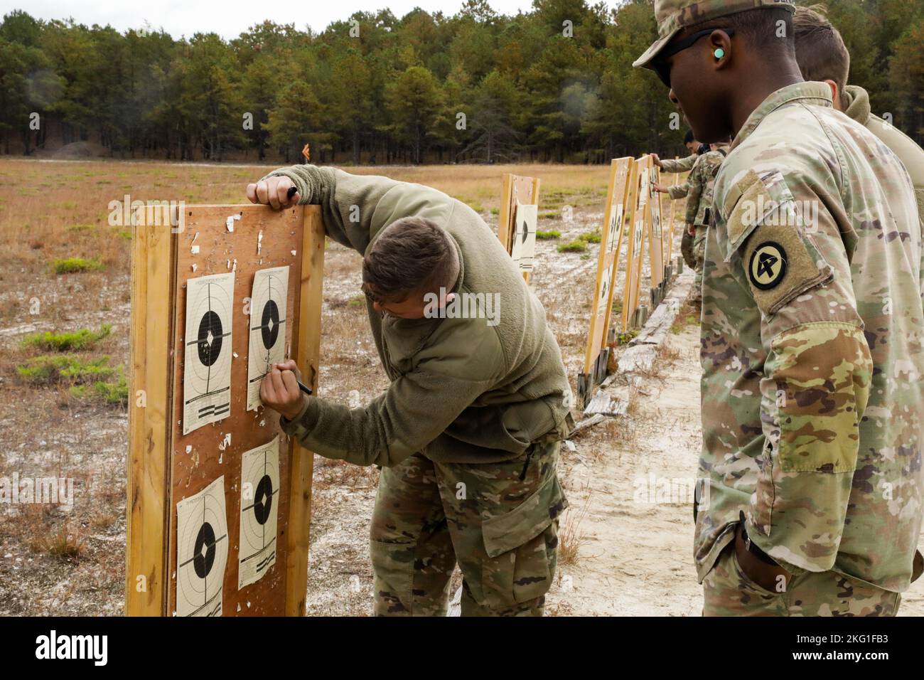 New Jersey Army National Guard Soldiers, with 1-114th Infantry Regiment ...