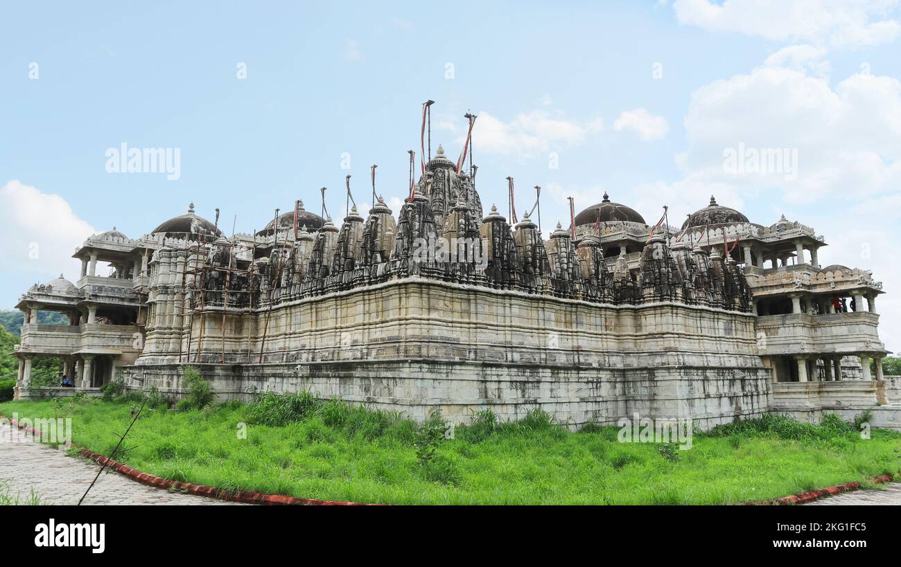 INDIA, RAJASTHAN, RANAKPUR, July 2022, Devotee at Ranakpur Jain Temple ...