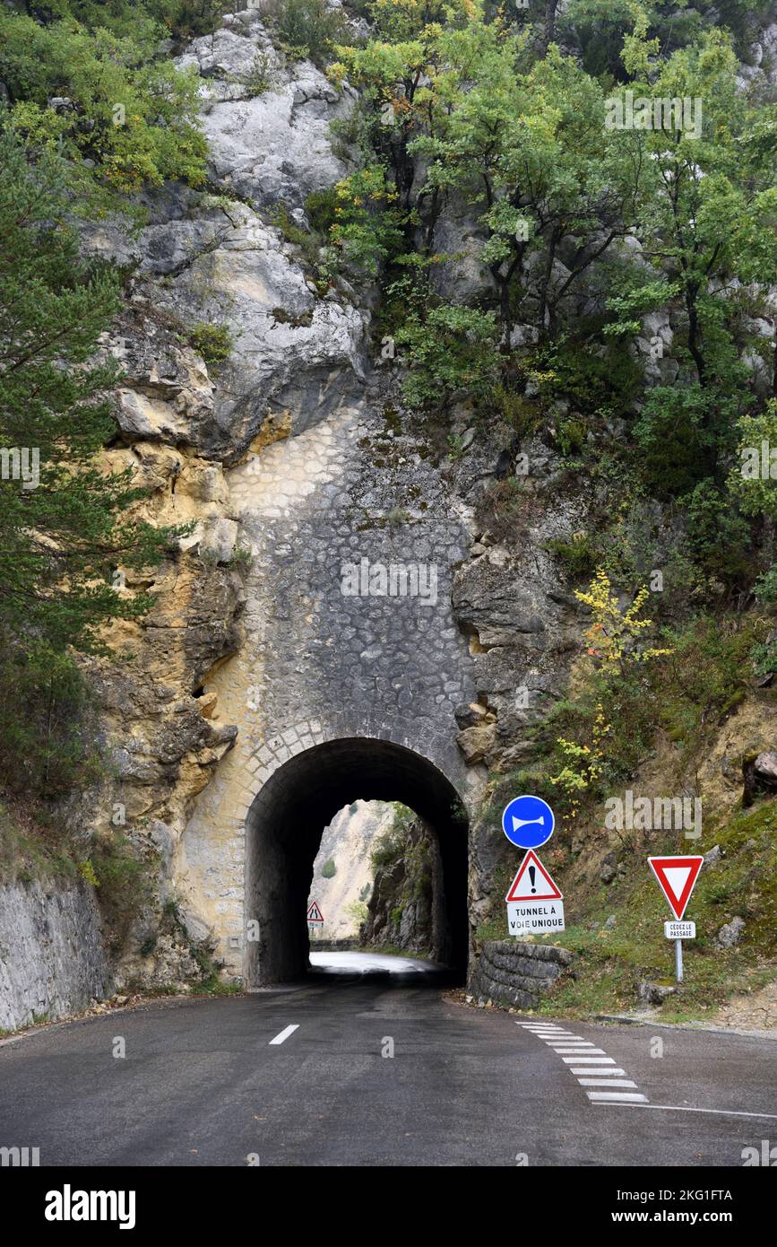 Narrow single file road hi-res stock photography and images - Alamy